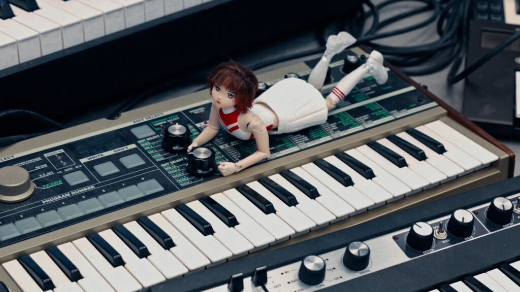 The Mill - Porter Robinson – Cheerleader (Official Music Video)